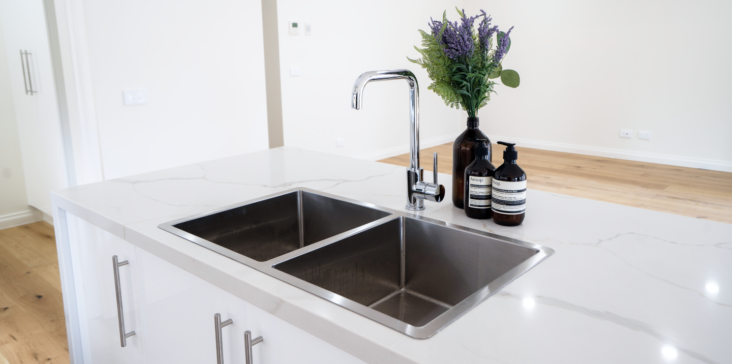 Kitchen Tapware – Alma Sinks